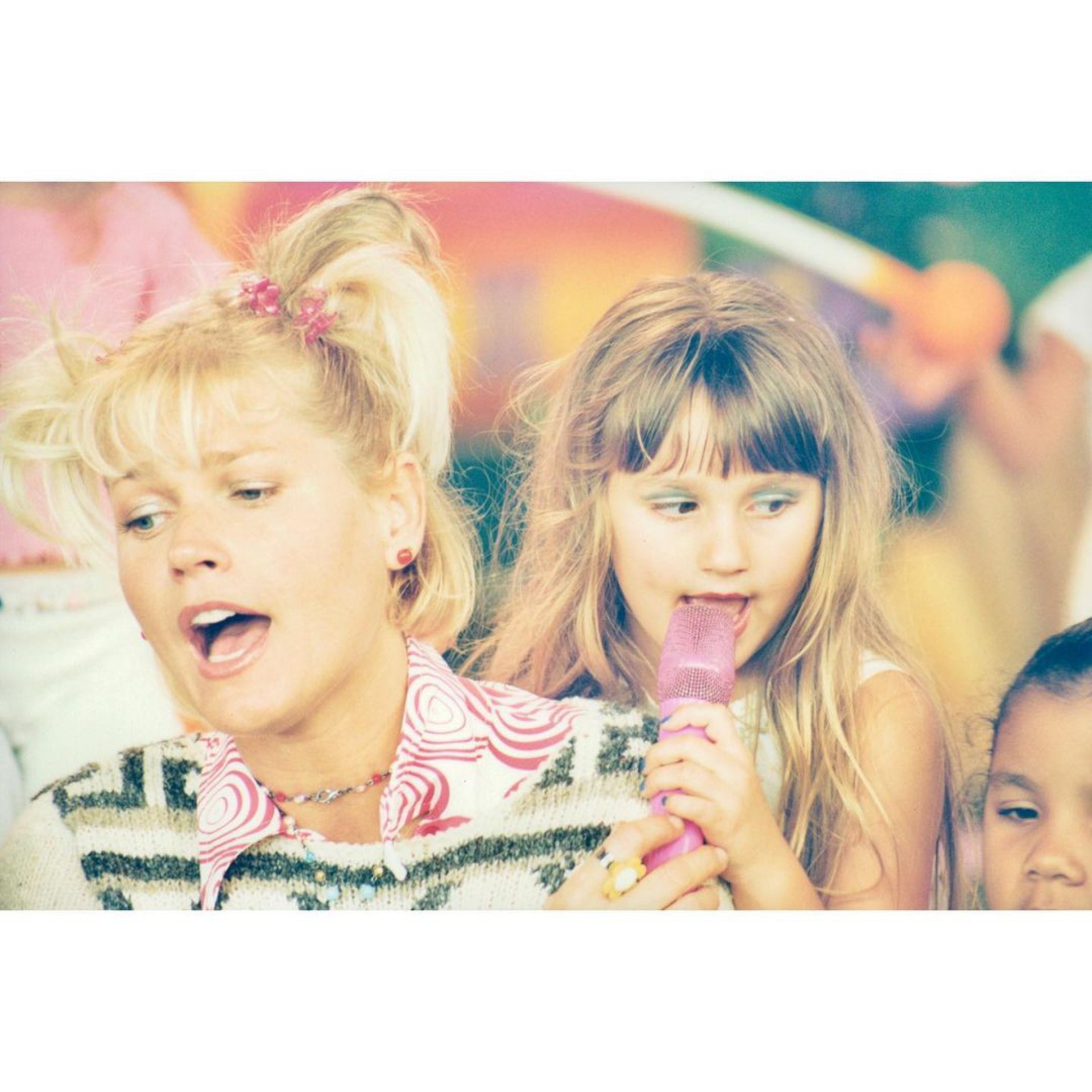 20 anos de programa! Xuxa relembra Mundo da Imaginação MH ...