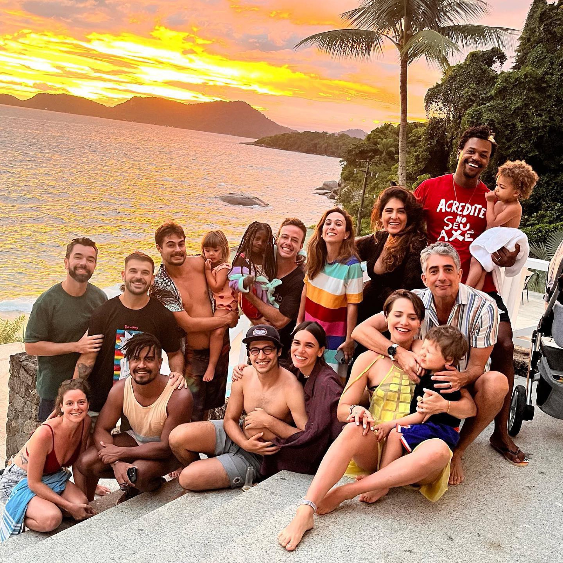 Tatá Werneck, Letícia Colin, Gabriel Leone e mais famosos curtem viagem ...